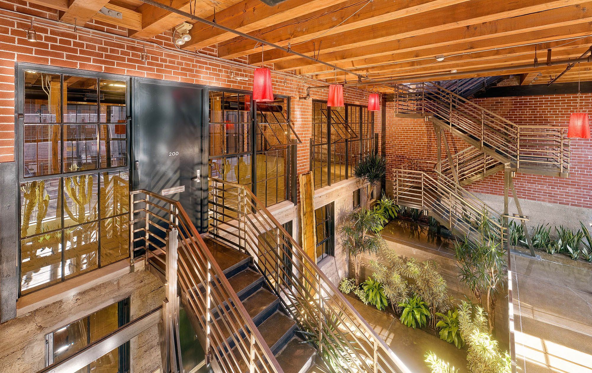 Lusk Warehouse - Martin building